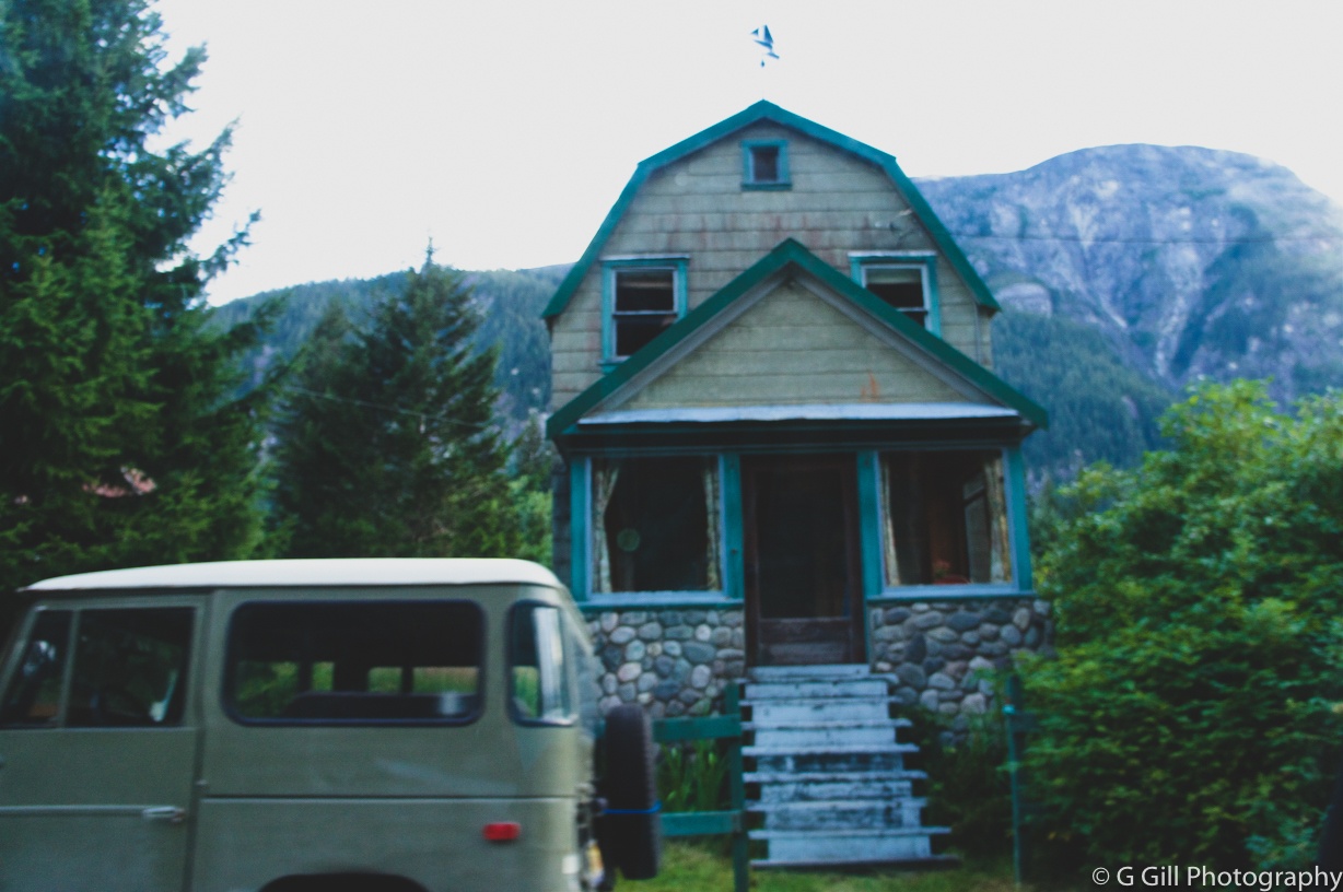 Hyder: The Friendliest Ghost Town in Alaska - Joy of Exploring